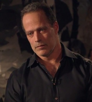 Sebastian Junger : Why veterans miss war | Theatrum Belli