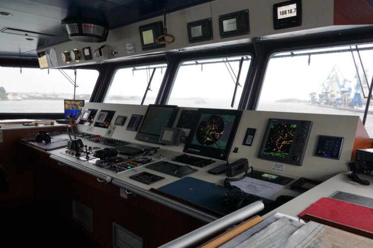 L’ALMAK : le bateau polyvalent de DCI-NAVFCO pour former les marines ...