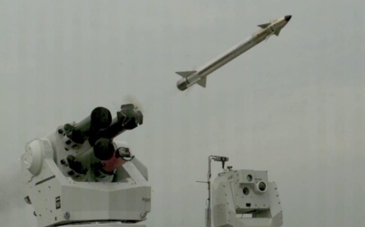 Tir d’essai réussi pour le missile léger multirôle (LMM) de Thales ...