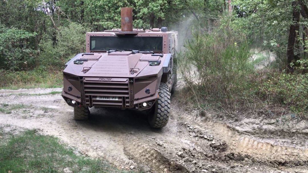 Le VBMR léger « SERVAL » du programme Scorpion a effectué des premiers ...