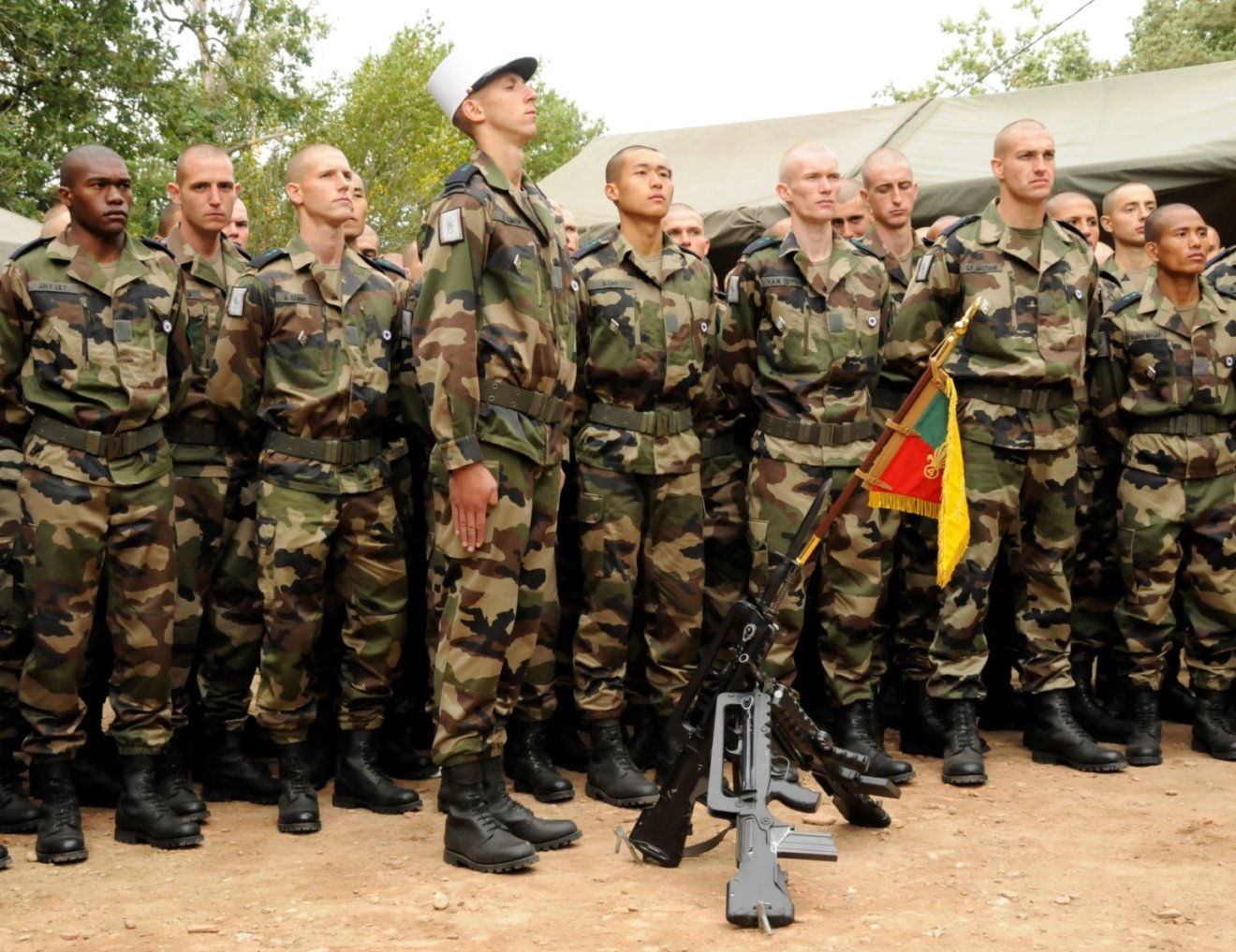 Le recrutement à la Légion étrangère | Theatrum Belli